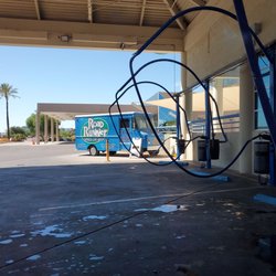 ROAD RUNNER EXPRESS CAR WASH - 21 Photos & 70 Reviews - 15001 N 82nd St ...