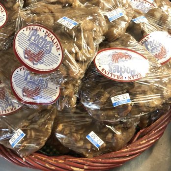 POCHE’S MARKET AND RESTAURANT - Updated February 2025 - 307 Photos ...