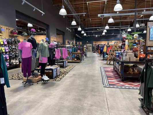 REI - Updated October 2025 - 51 Photos & 124 Reviews - 2715 Santa Rosa ...