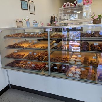 ANGEL’S DONUTS & ICE CREAM - Updated August 2025 - 77 Photos & 62 ...