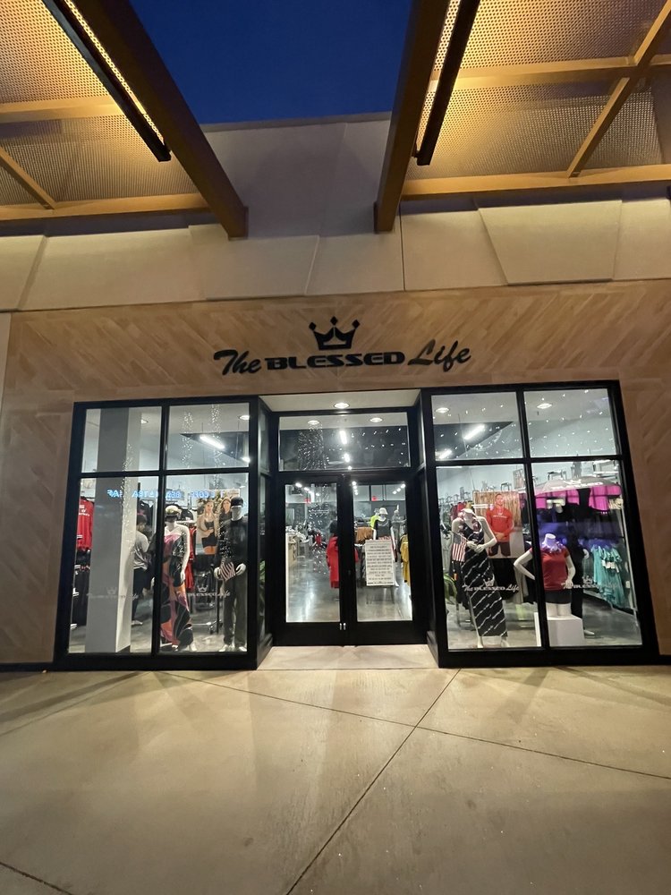 THE BLESSED LIFE - KAMAKANA - Updated October 2025 - 30 Photos & 26 ...