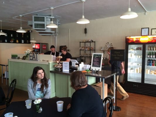 LIBERTY ROAD CAFE - Updated October 2025 - 33 Photos & 28 Reviews - 720 ...