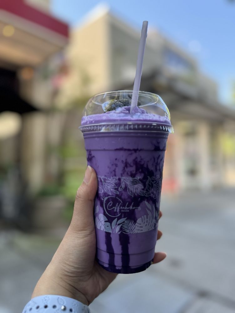 COFFEEHOLIC HOUSE - Updated January 2026 - 599 Photos & 243 Reviews ...