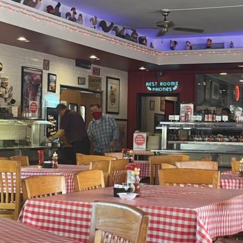 DELL RHEA’S CHICKEN BASKET - Updated August 2025 - 524 Photos & 837 ...