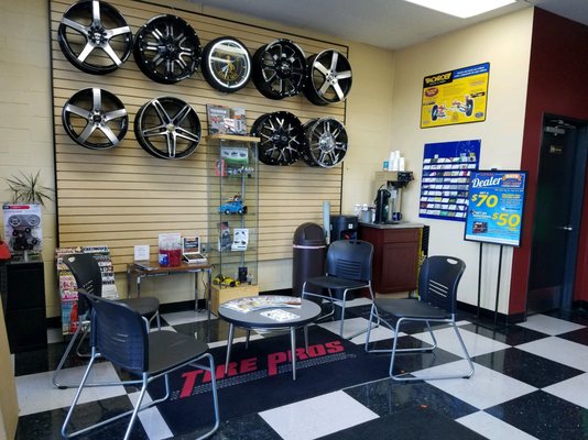 METRO CAR CARE TIRE PROS - Updated October 2025 - 10 Photos & 43 ...