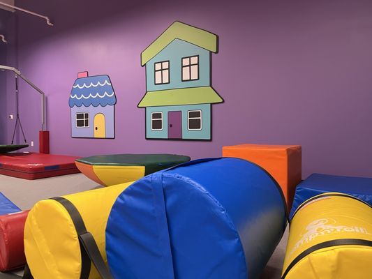 ROMP N’ ROLL FAIRFAX, VA - Updated August 2025 - 37 Photos - 9600-B ...