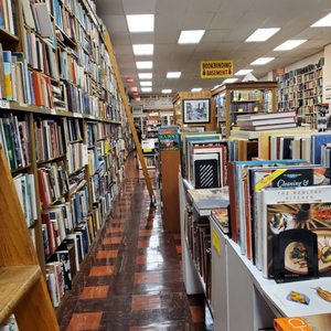 OHIO BOOK STORE - 80 Photos & 43 Reviews - Bookstores - 726 Main St ...