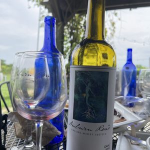 AUBURN ROAD VINEYARD AND WINERY - 207 Photos & 144 Reviews - 117 ...
