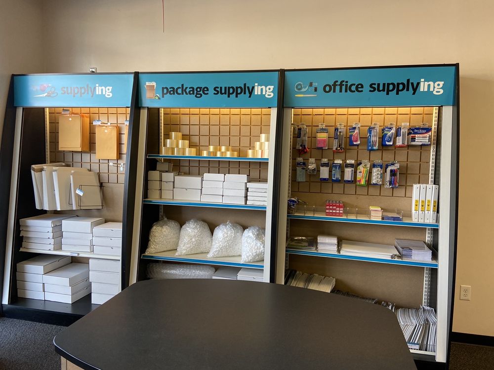 THE UPS STORE - 32 Photos & 79 Reviews - 3380 La Sierra Ave, Riverside ...