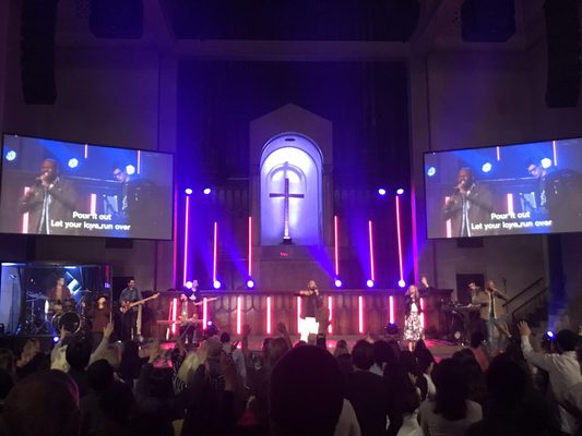 OASIS CHURCH - Updated November 2025 - 58 Photos & 138 Reviews - 634 S ...
