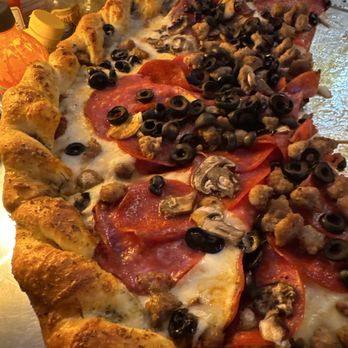 SMOKY HEARTH RESTAURANT BAR & GRILL - Updated May 2025 - 100 Photos ...