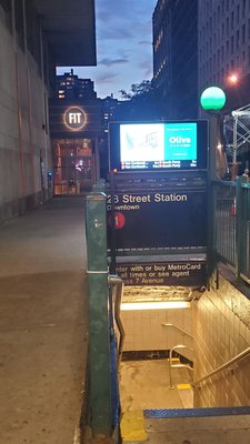 MTA - 28TH ST SUBWAY STATION - Updated July 2025 - 15 Photos - W 28th ...