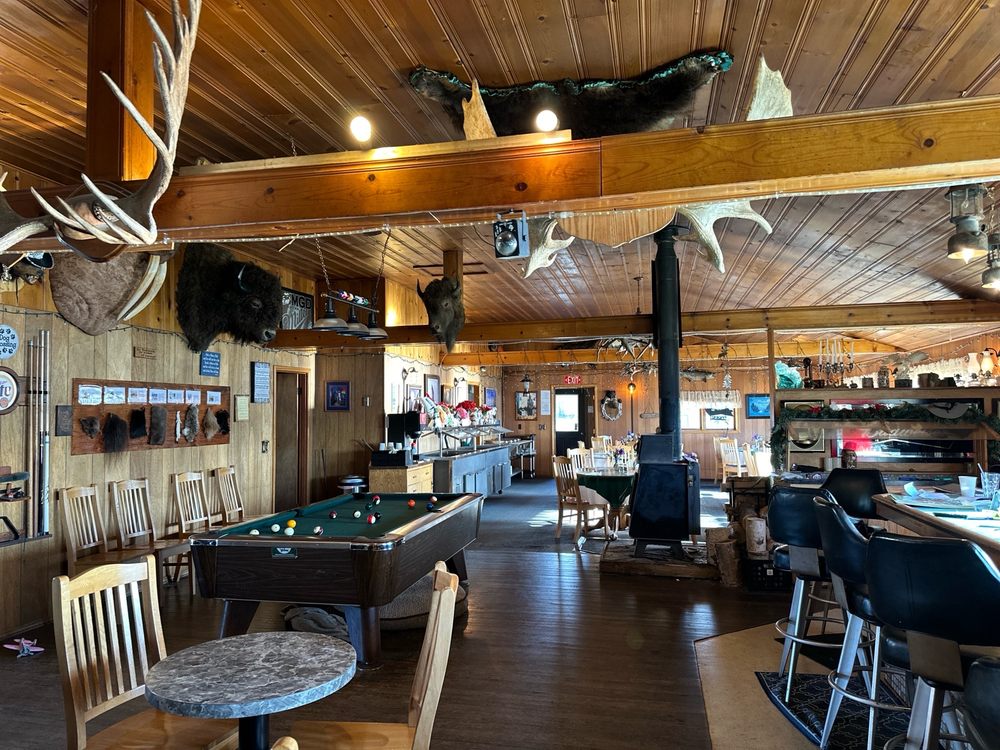 TOLSONA LAKE LODGE - Updated October 2025 - 20 Photos - Mile 170 Glenn ...