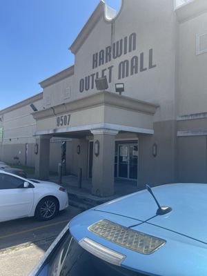 HARWIN OUTLET MALL - Updated December 2025 - 29 Photos & 17 Reviews ...