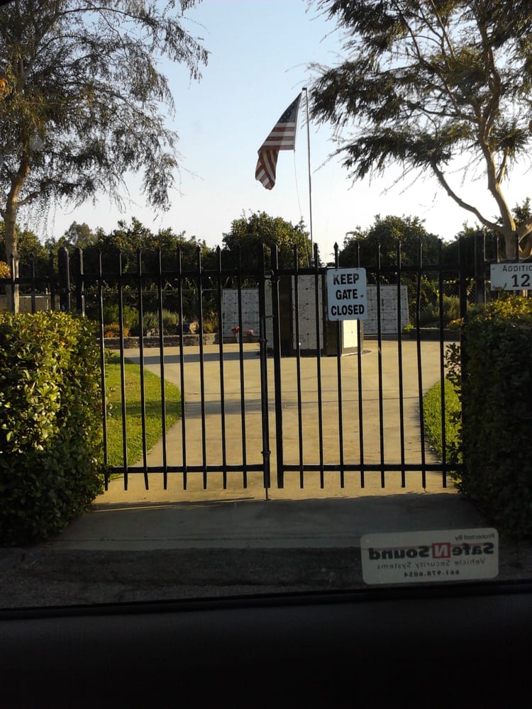 LINDSAY CEMETERY - Updated January 2026 - 639 S Foothill Ave, Lindsay ...