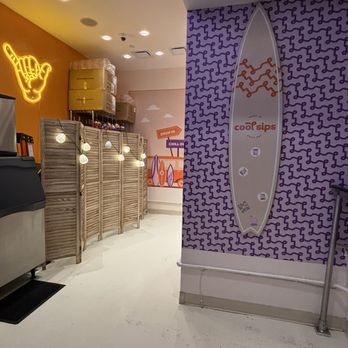 COOL SIPS - ROCK CENTER - Updated December 2025 - 84 Photos & 19 ...