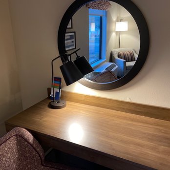 HAMPTON INN & SUITES ROSEBURG - Updated December 2025 - 118 Photos & 58 ...