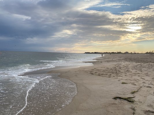 EAST BEACH - Updated January 2026 - 48 Photos & 29 Reviews - Off E ...