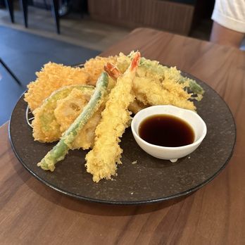 TOZEN SUSHI BAR - Updated December 2025 - 283 Photos & 70 Reviews - 967 ...