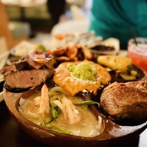 TRYST BAR & LOUNGE - Updated July 2024 - 27 Photos & 70 Reviews - 188 S ...