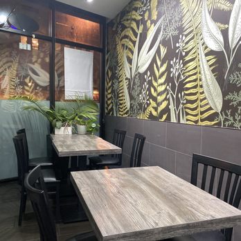 IMPERFECT FRESH EATS - Updated February 2025 - 15 Photos - 106 Danforth ...