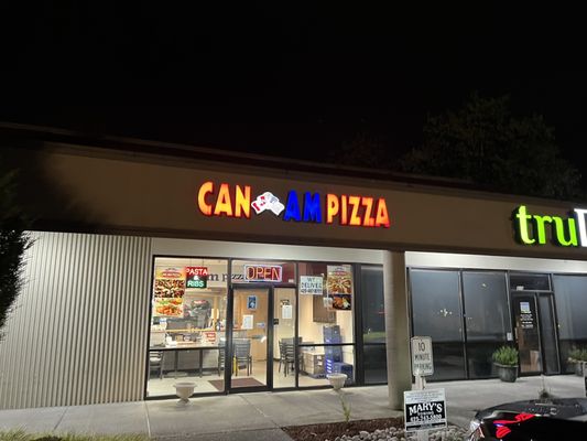 CAN AM PIZZA - Updated December 2025 - 57 Photos & 178 Reviews - 17917 ...
