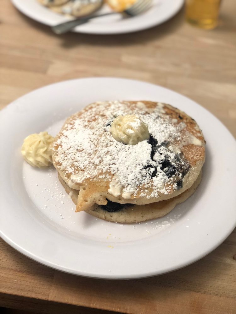 BREAKFAST BOUTIQUE MOUNT AIRY - Updated January 2026 - 93 Photos & 115 ...