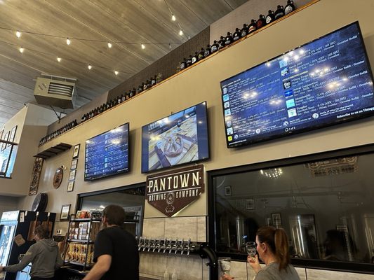 THE PANTOWN BREWING COMPANY - Updated August 2025 - 37 Photos & 22 ...