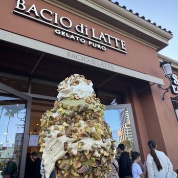 BACIO DI LATTE - Updated January 2025 - 928 Photos & 559 Reviews - 133 ...