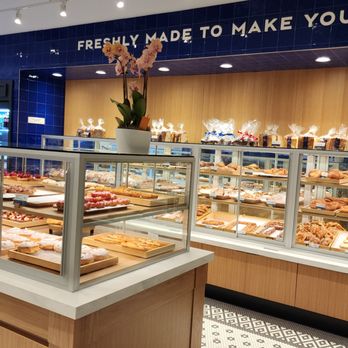 PARIS BAGUETTE - Updated January 2025 - 39 Photos & 15 Reviews - 6811 ...