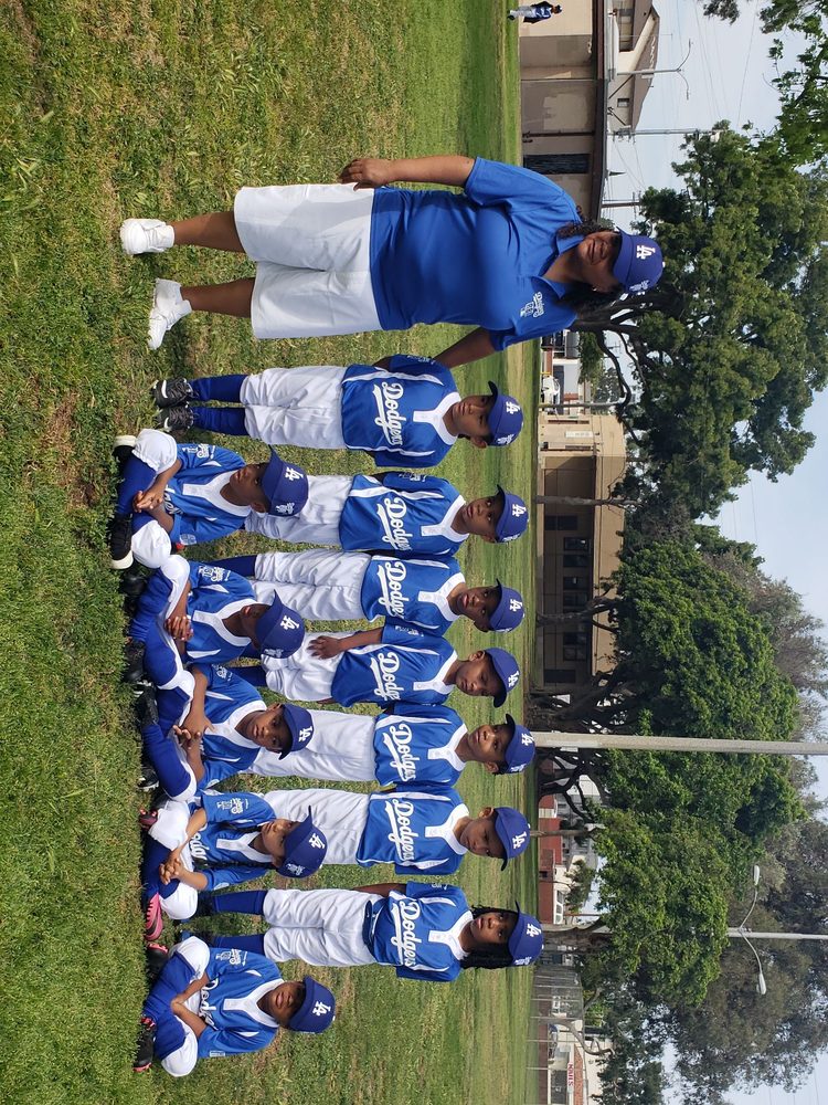 HOLLY PARK - 32 Photos - 2058 W 120th St, Hawthorne, California - Parks ...