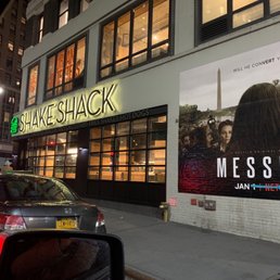 SHAKE SHACK HERALD SQUARE - Updated January 2025 - 644 Photos & 440 ...