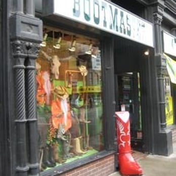 BOOTMASTER - Updated December 2025 - 12 Photos & 19 Reviews - 609 Yonge ...