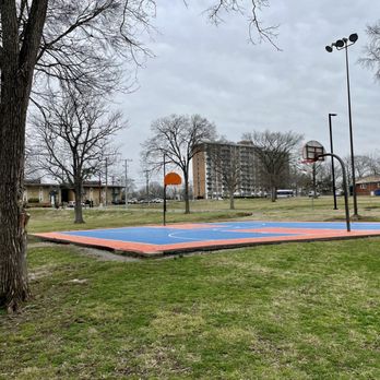 MADISON PARK - Updated December 2025 - 21 Photos - 510 Cumberland Ave ...