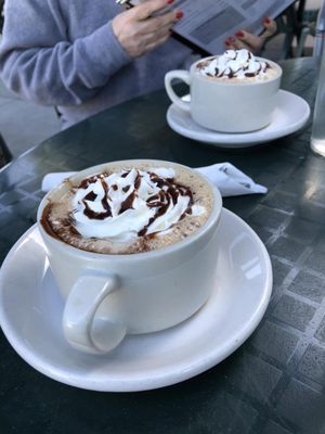 CURBSIDE CAFE - Updated June 2025 - 445 Photos & 649 Reviews - 307 Main ...