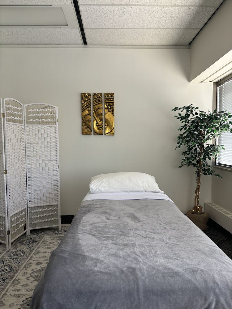 THE REFLEXOLOGY ROOM - Updated January 2026 - 11 Photos - S2044 - 8500 ...