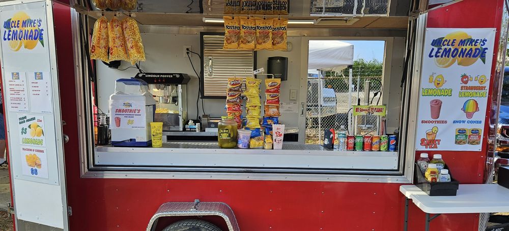 UNCLE MIKE’S LEMONADE - Holiday, Florida - Food Trucks - Phone Number ...