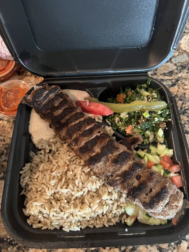 FALAFEL QUEEN - Updated January 2026 - 97 Photos & 154 Reviews - 5101 W ...