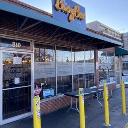 THE BUSY BEE CAFE - Updated November 2024 - 893 Photos & 1216 Reviews ...