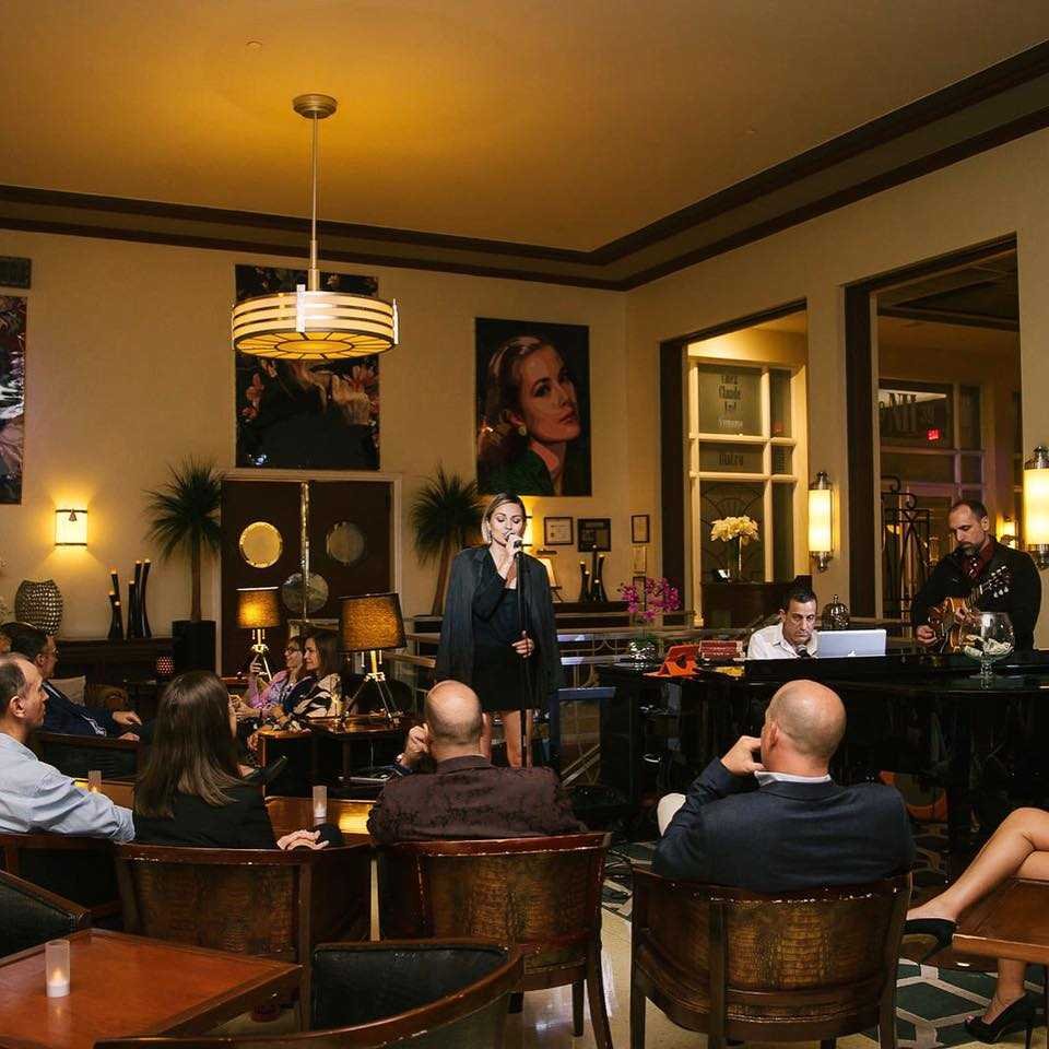 BAR 1939 - Updated July 2024 - 10 Photos - 1677 Collins Ave, Miami ...