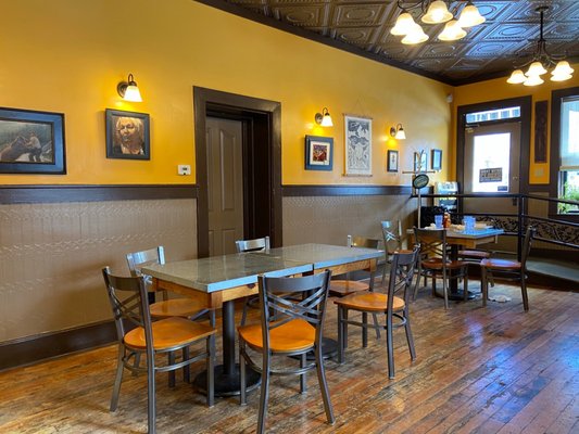 DAS CAFE - Updated January 2025 - 115 Photos & 94 Reviews - 33 N Main ...