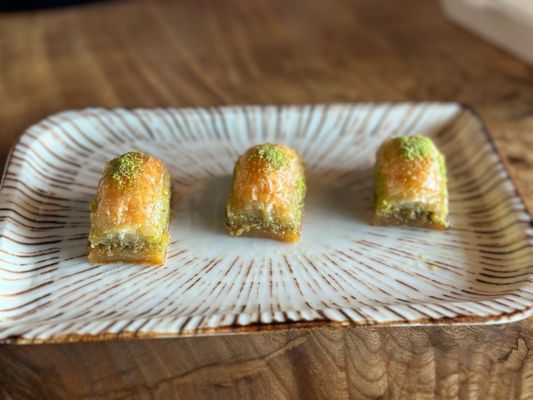 CHEF’S TABLE - Updated January 2025 - 139 Photos & 62 Reviews - 11851 ...