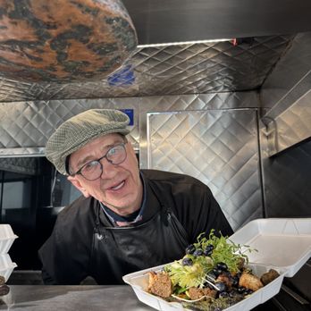 OCTOPUS FALAFEL TRUCK - Updated May 2025 - 673 Photos & 506 Reviews ...