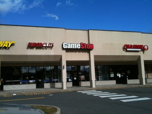 GAMESTOP - Updated May 2025 - 2997 Berlin Tpke, Newington, Connecticut ...