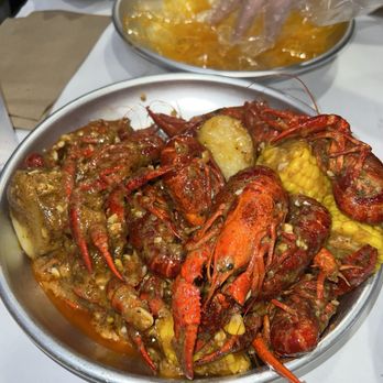 CRAWFISH ISLAND - Updated July 2024 - 135 Photos & 82 Reviews - 31871 ...