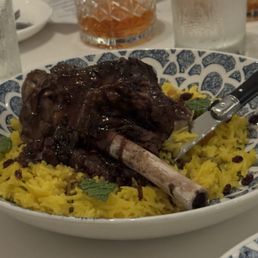 TAVI - Updated January 2026 - 122 Photos & 92 Reviews - 330 N New ...