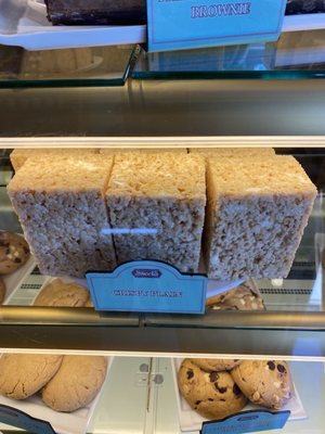 STUDIO SWEETS - Updated February 2025 - 15 Photos - 1000 Universal ...