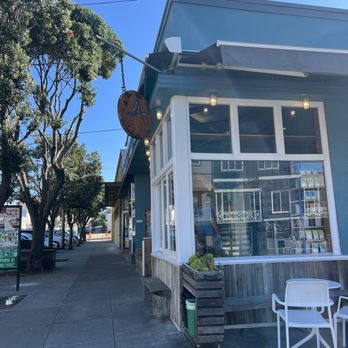 ANDYTOWN COFFEE ROASTERS - Updated June 2025 - 2989 Photos & 1113 ...