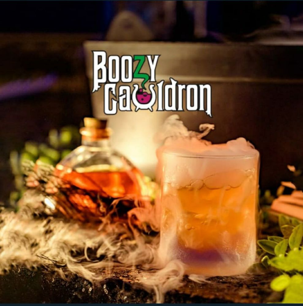 THE BOOZY CAULDRON TAVERN - Updated December 2025 - 950 S White River ...