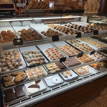 RED LINE DINER - Updated October 2025 - 882 Photos & 896 Reviews - 588 ...